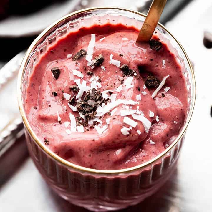 Cherry Mango Smoothie - Shutter + Mint